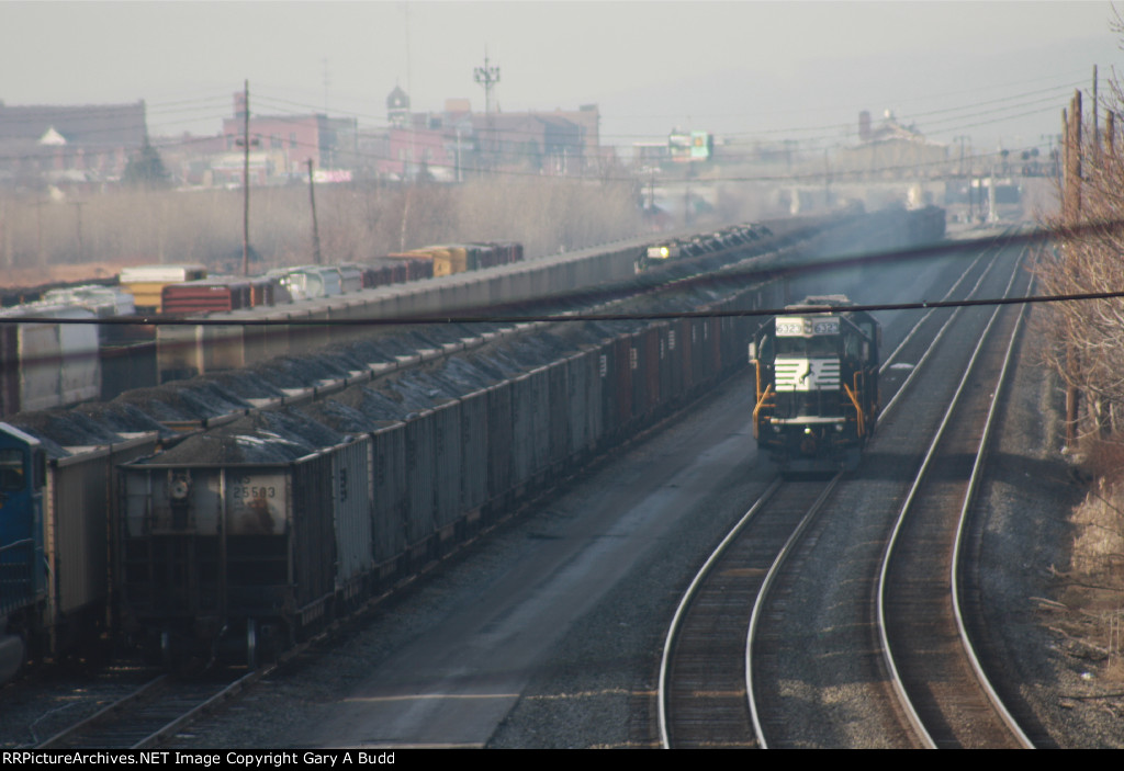 NORFOLK SOUTHERN SD40E 6323 CP ROSE